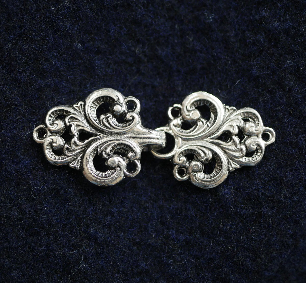Cloak Clasps Style D – Townsends
