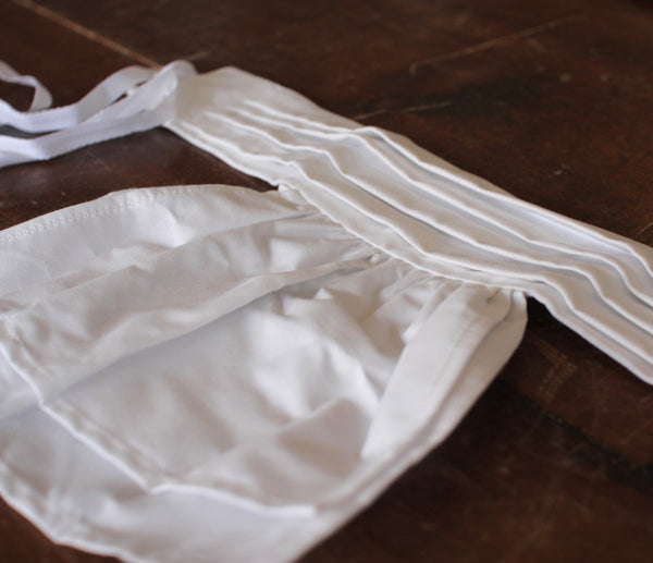 White Ruffled Neck Stock – Townsends